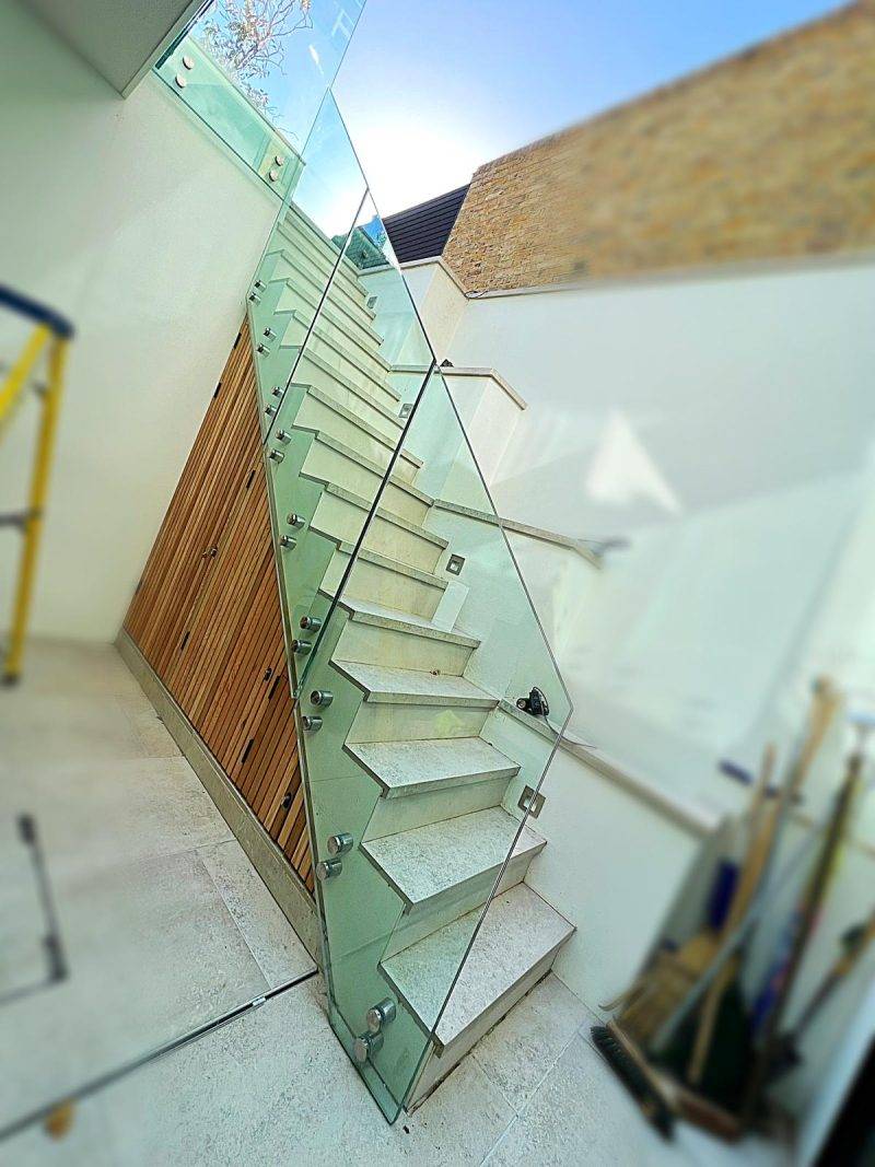 Glass Staircases - Glass Balustrades for Stairs